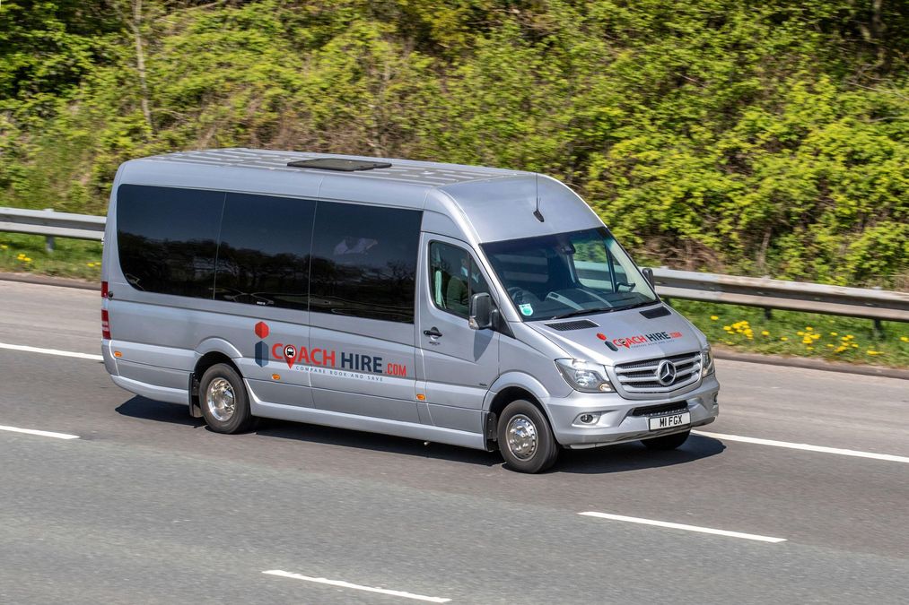 iCoachHire - 16-Seater Minibus Hire
